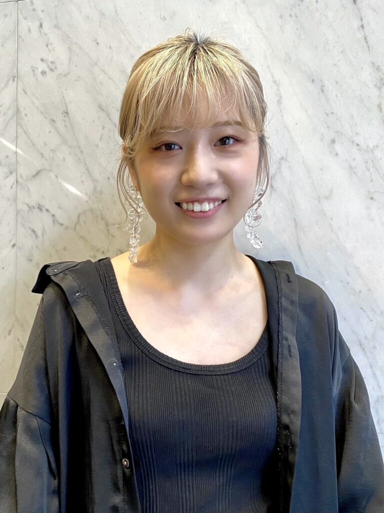 梨乃加藤 | PEEK-A-BOO オフィシャルサイト